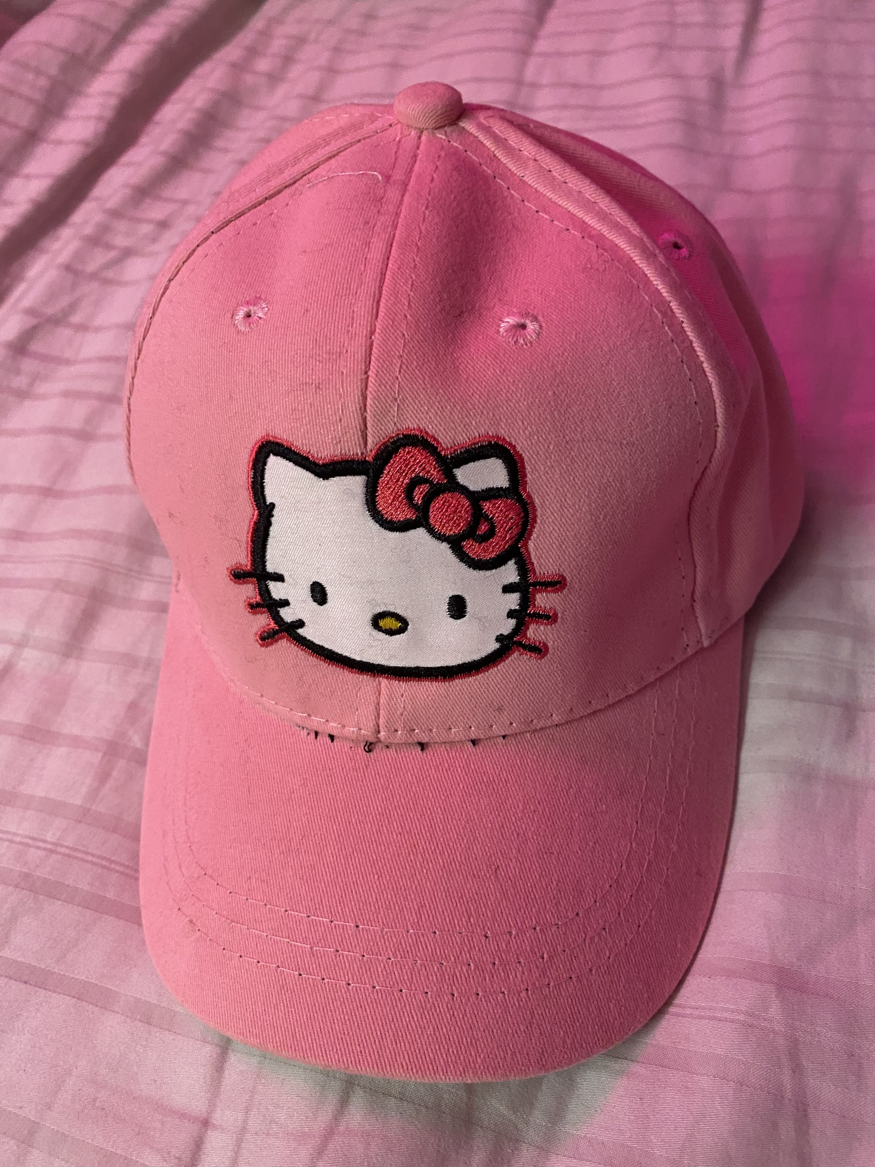 Hello Kitty Cap, Women's Fashion, Watches & Accessories, Hats & Beanies ...