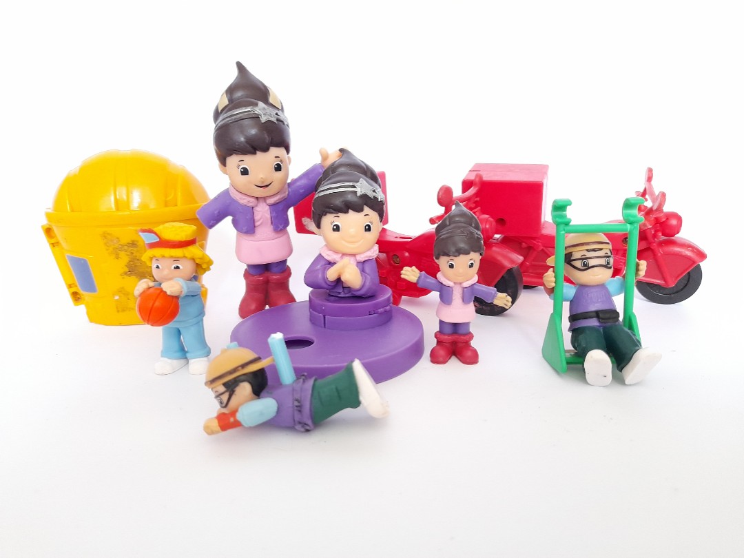 Jollibee Jolly Kiddie Meal Toy set bundle take all, Hobbies & Toys ...