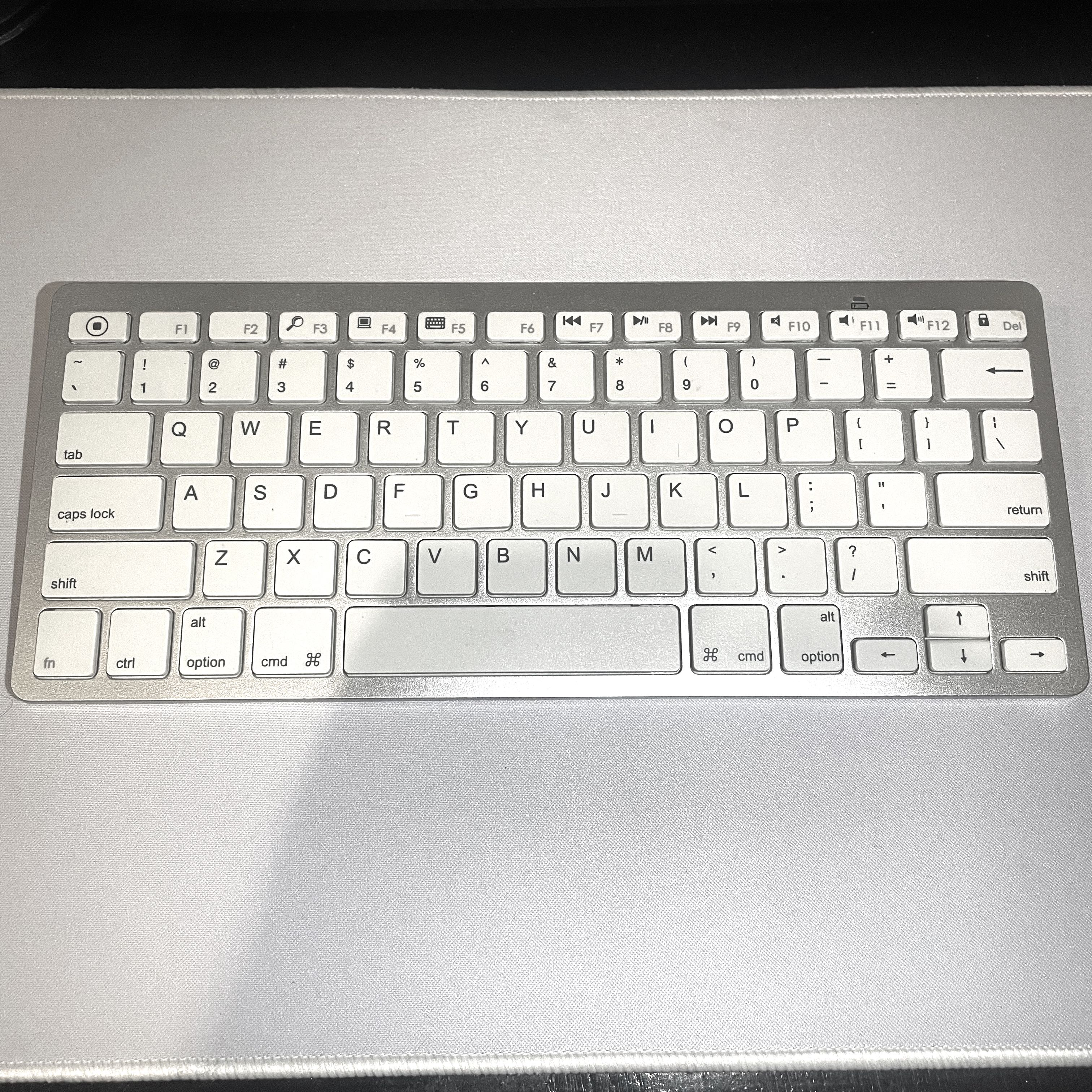 Miniso Bluetooth Keyboard, Computers & Tech, Parts & Accessories ...