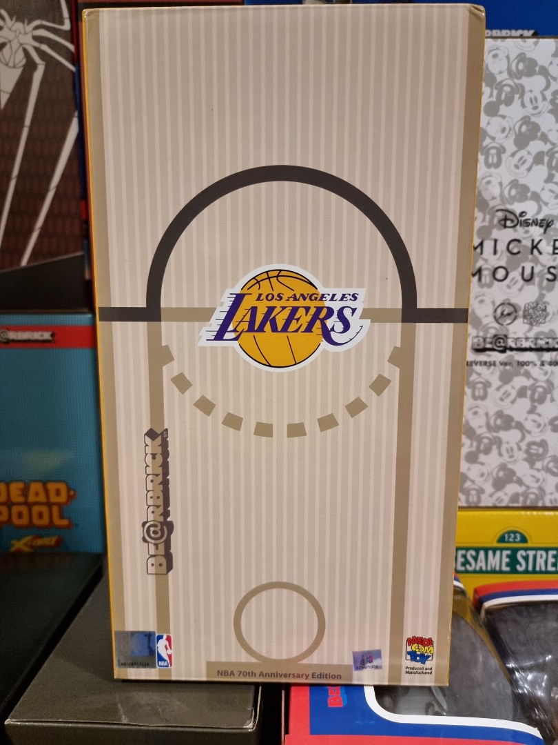 Bearbrick x NBA Los Angeles Lakers 400%, Hobbies & Toys, Toys & Games ...