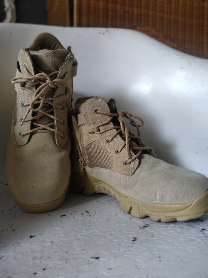 Sepatu delta ukuran 42, Fesyen Pria, Sepatu , Sepatu Boot di Carousell