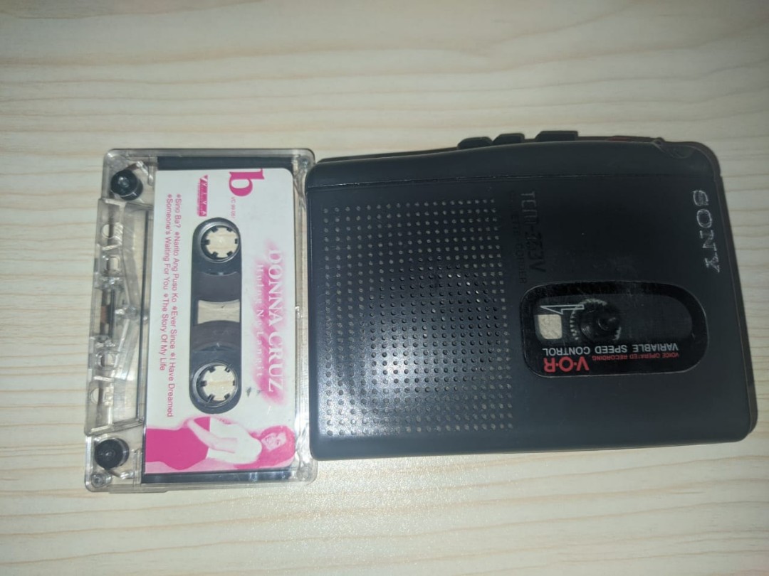 Sony TCM-353V Walkman Cassete-Recorder, Hobbies & Toys, Memorabilia ...
