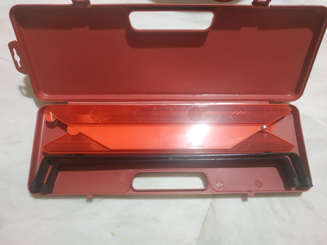 Standard emergency break down sign, Car Accessories, Accessories on ...