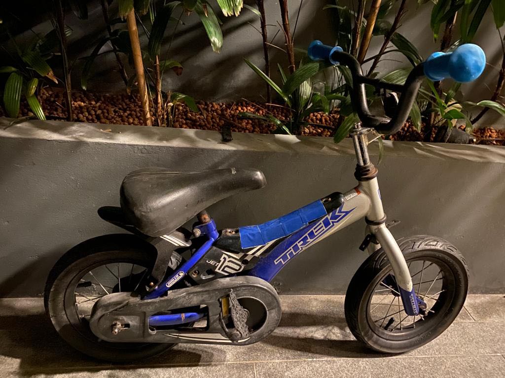 Trek 12 inch kids bike, Sports Equipment, Bicycles & Parts, Bicycles on ...