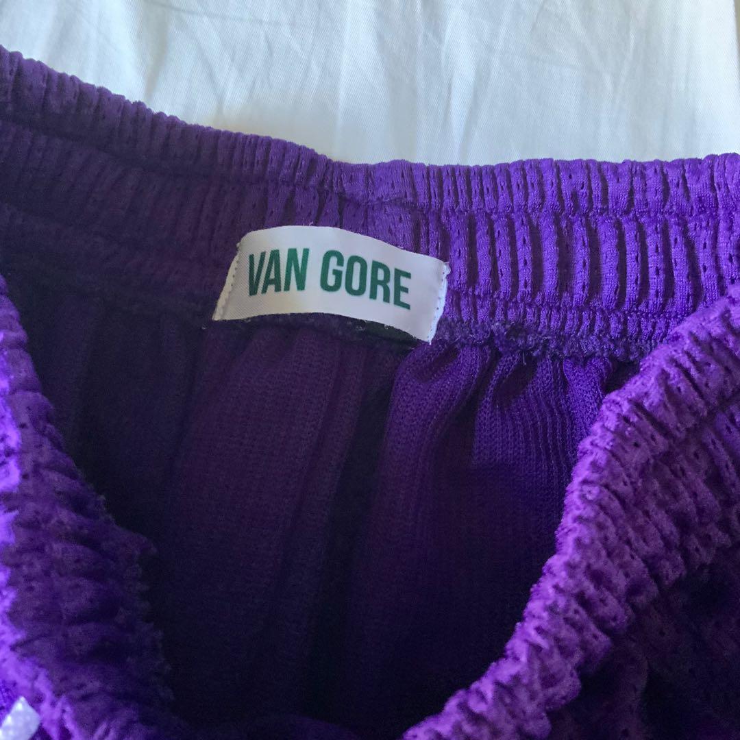Van Gore Mesh Shorts (Lakers), Men's Fashion, Bottoms, Shorts on Carousell