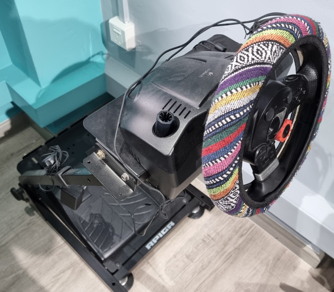 Apiga AP1 with Logitech Driving force GT, Hobbies & Toys, Toys & Games ...