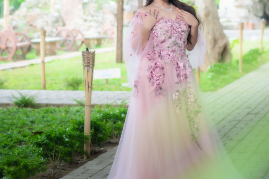 Debut Pre Debut Photoshoot Gown, Women's Fashion, Dresses & Sets ...