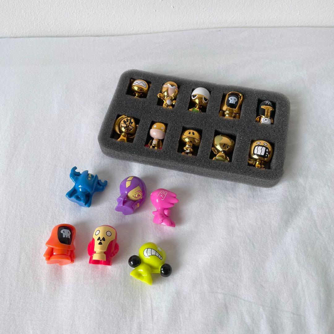 GOGO’s Crazy Bones Gold Series, Hobbies & Toys, Toys & Games on Carousell