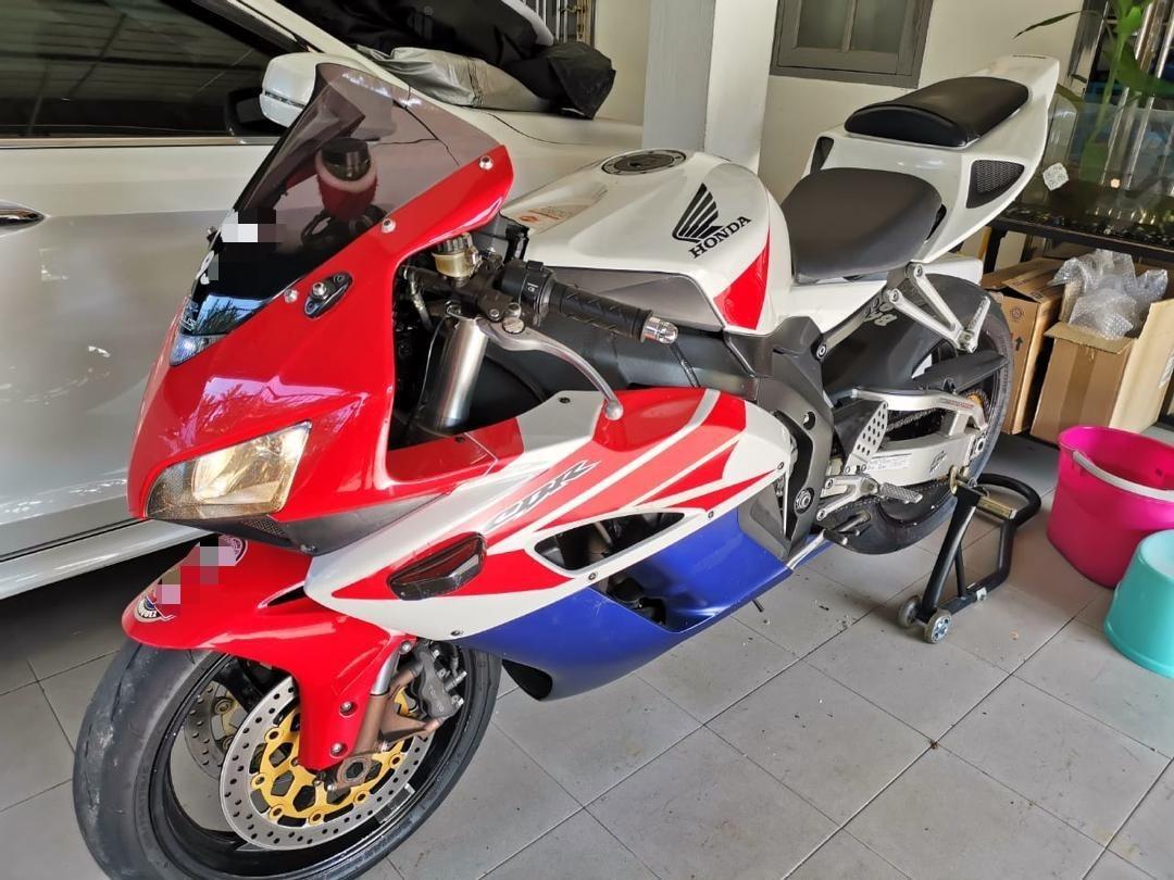 Honda cbr 1000cc, Motorbikes on Carousell