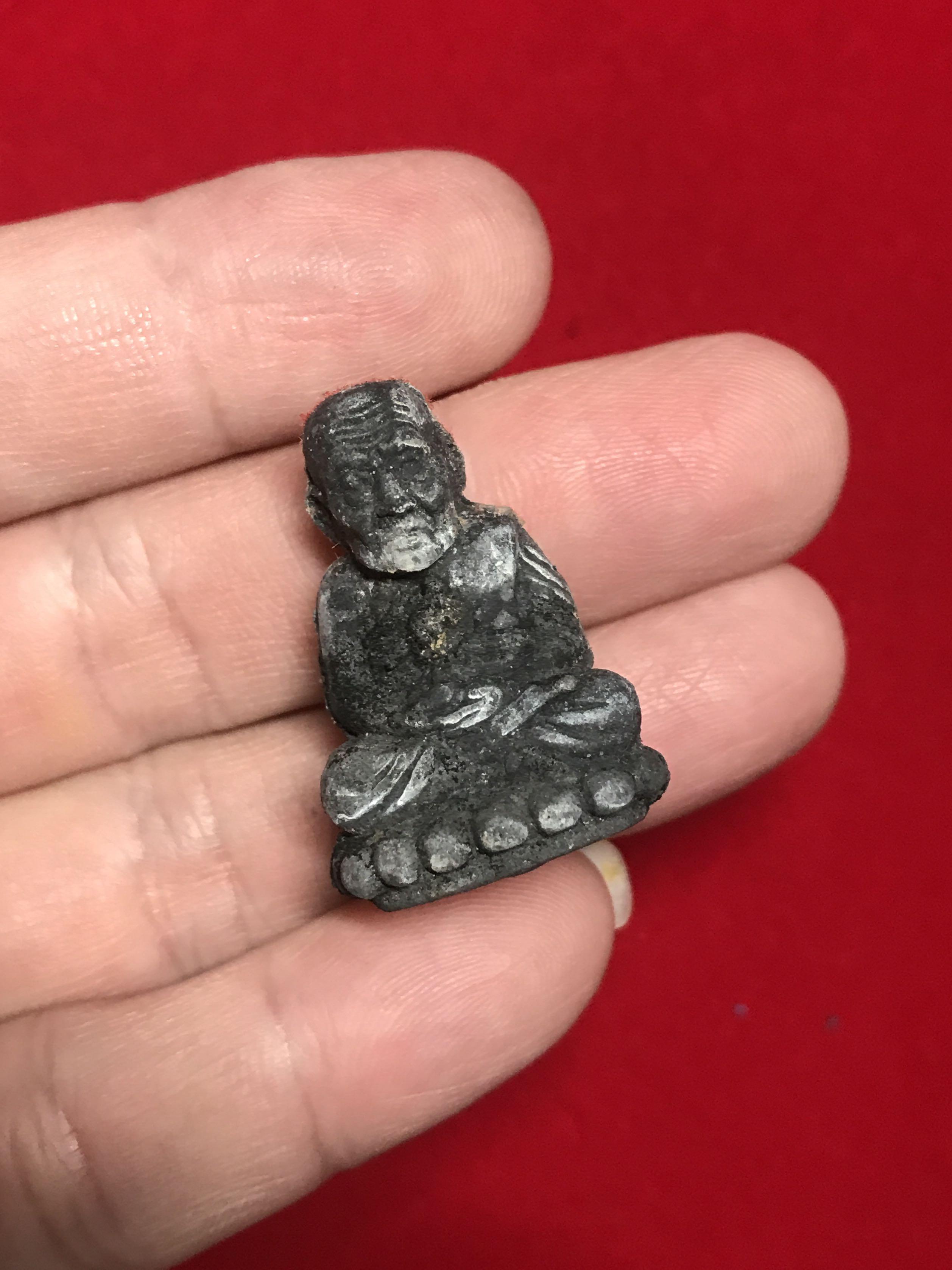 LP Thuad Ajahn Deng, Hobbies & Toys, Memorabilia & Collectibles ...