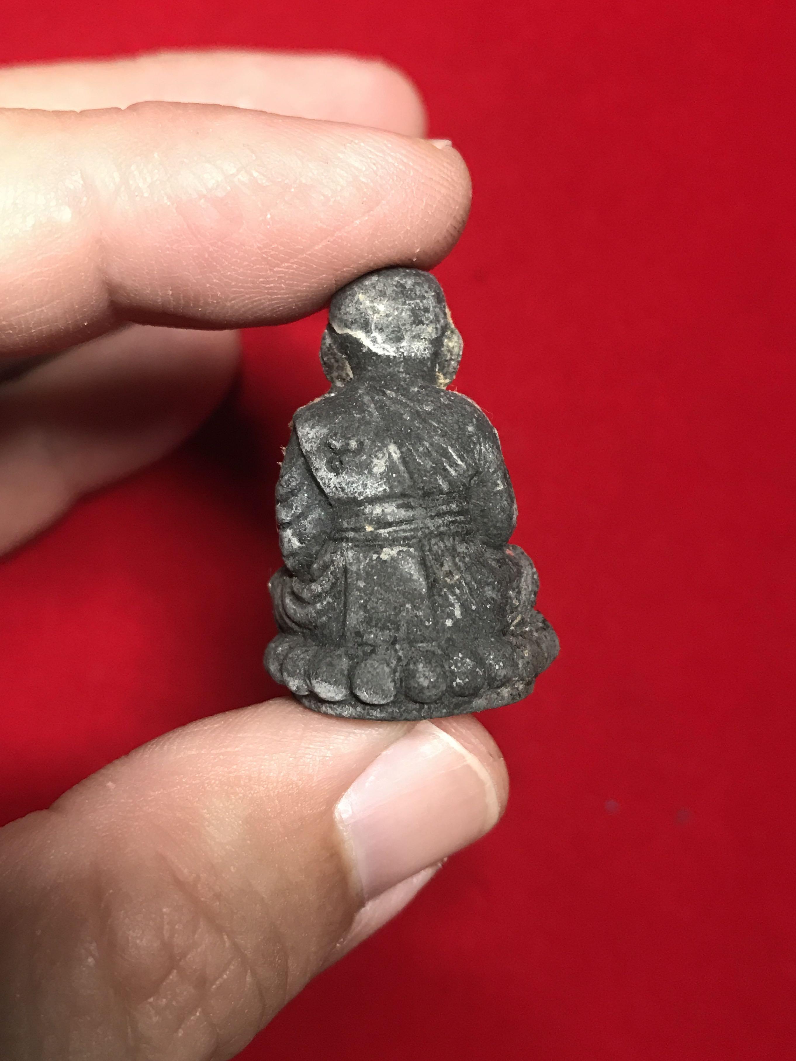 LP Thuad Ajahn Deng, Hobbies & Toys, Memorabilia & Collectibles ...