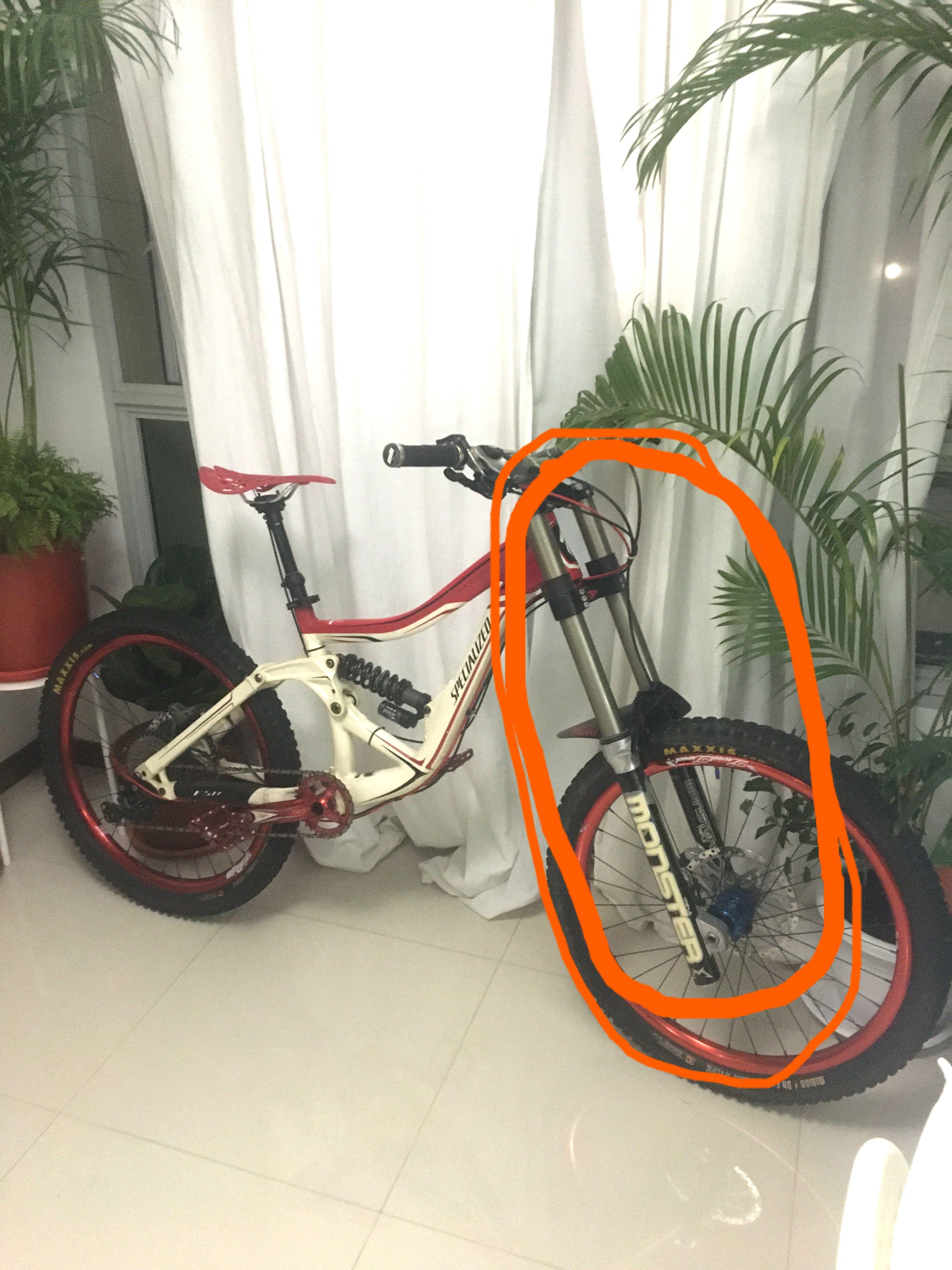 Marzocchi monster T fork, Sports Equipment, Bicycles & Parts, Bicycles ...