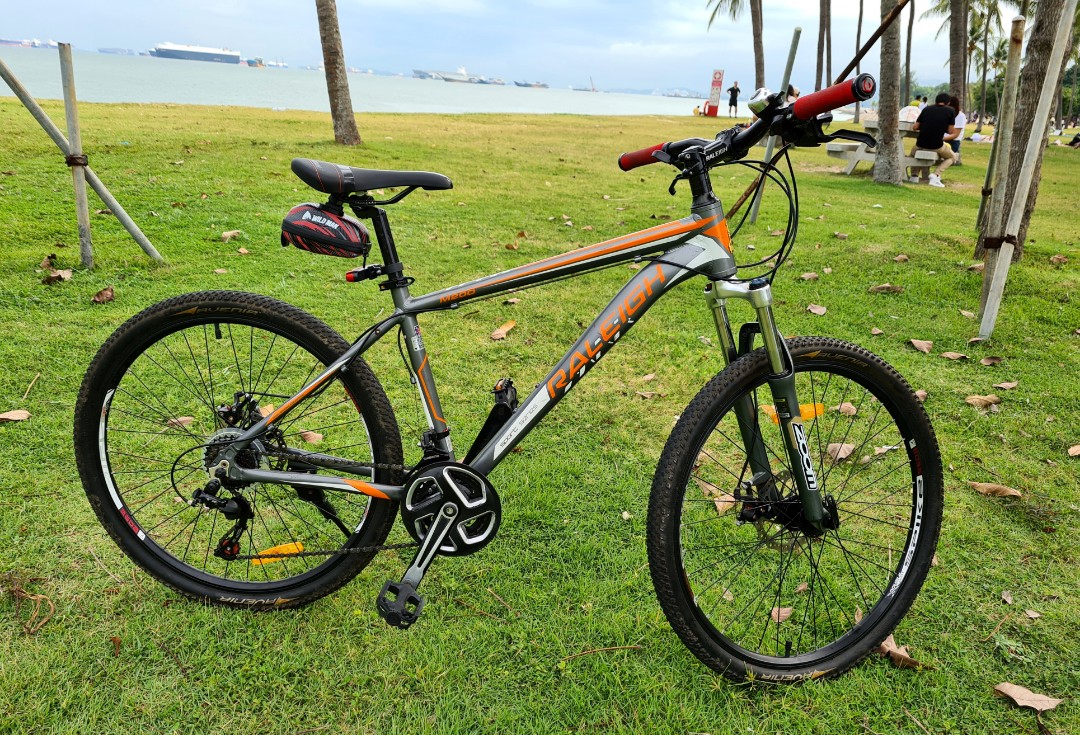 Raleigh M200 Mountain Bike, Sports Equipment, Bicycles & Parts ...
