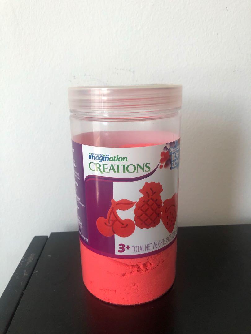 Red kinetic sand, Hobbies & Toys, Toys & Games on Carousell