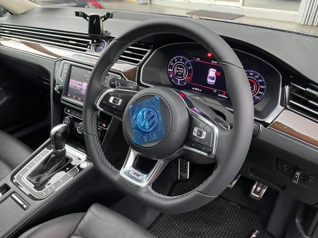 R-Line Steering wheel for Volkswagen MQB models, Car Accessories ...