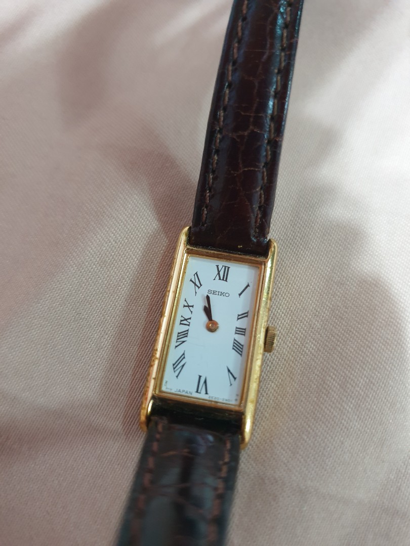 Seiko tank, Women's Fashion, Watches & Accessories, Watches on Carousell