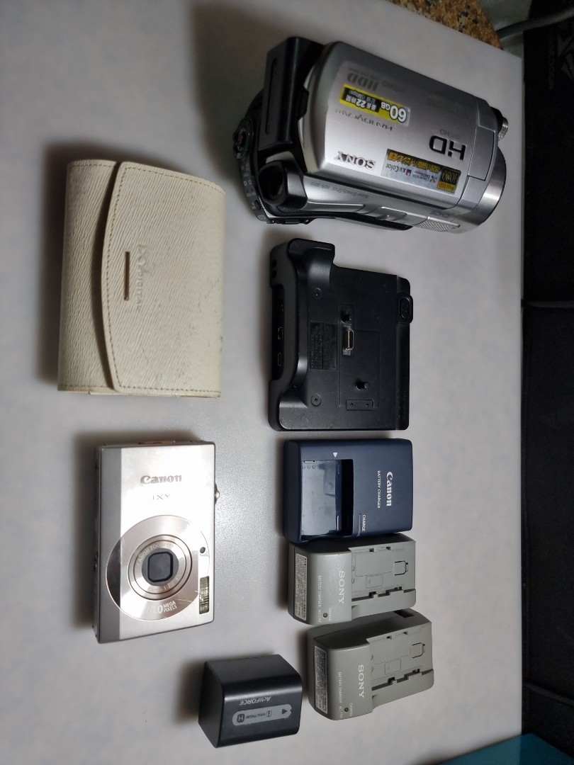 Sony/Canon camera, Photography, Video Cameras on Carousell