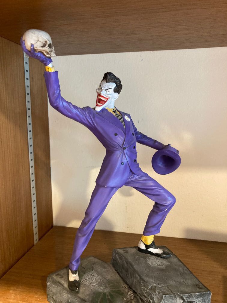 The Joker Cold Cast porcelain statue, Hobbies & Toys, Books & Magazines ...