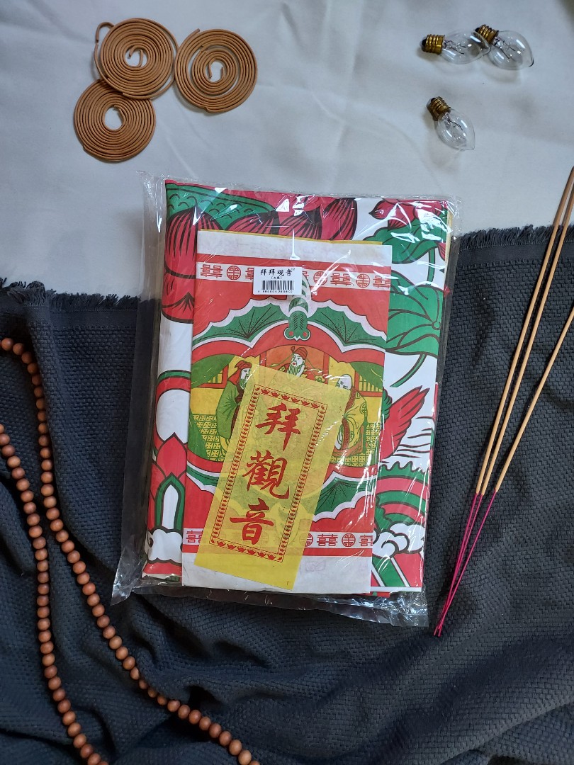 Bai Bai Guan Yin, Hobbies & Toys, Memorabilia & Collectibles, Religious ...