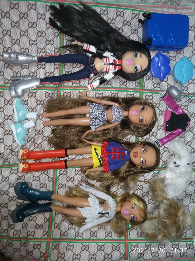 BRATZ SET 3500, Hobbies & Toys, Toys & Games on Carousell
