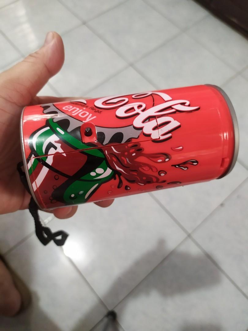 Coca cola camera 2001, Photography, Cameras on Carousell