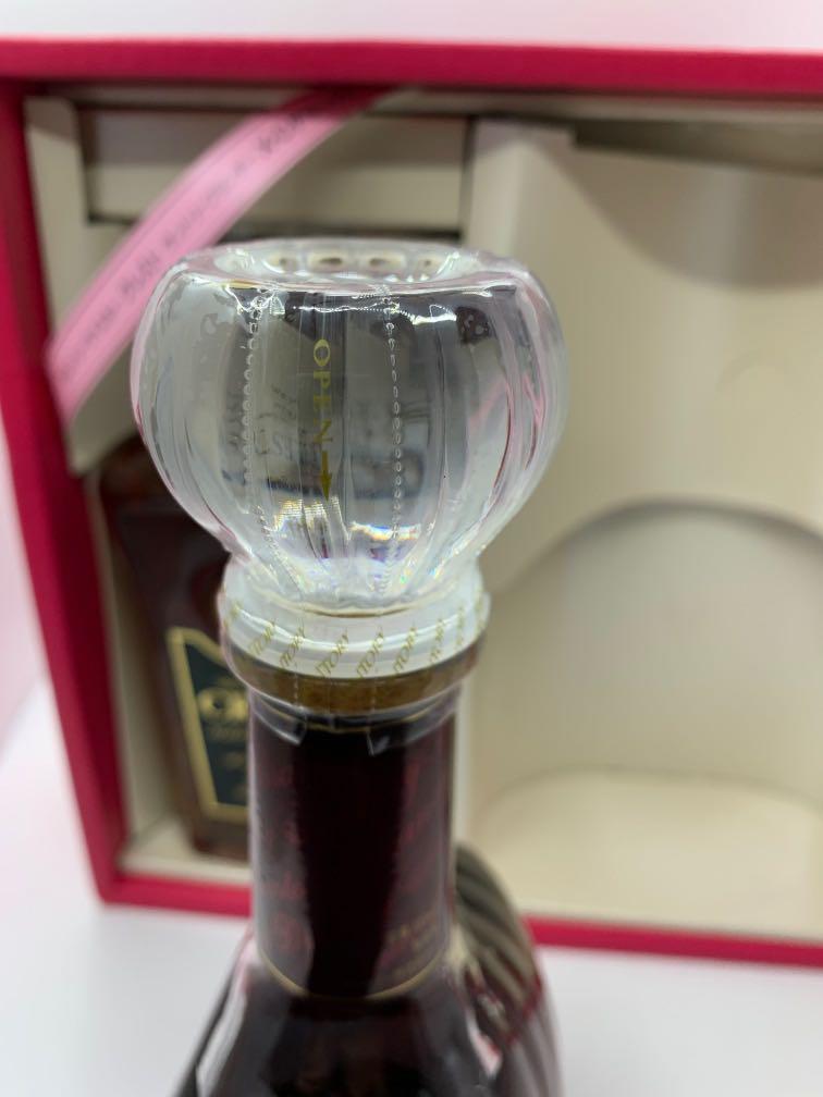 Crest 12 + Suntory Brandy XO Box set, 嘢食 & 嘢飲, 酒精飲料 - Carousell
