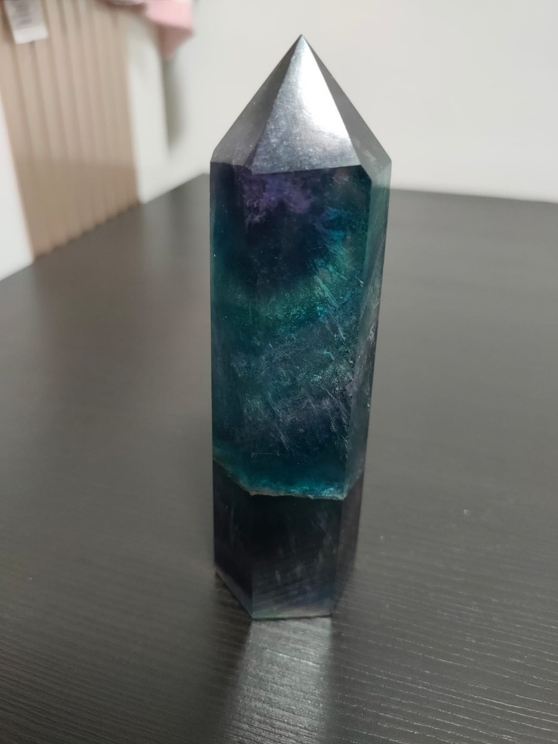 Crystal pointer, Women's Fashion, Jewelry & Organisers, Precious Stones ...