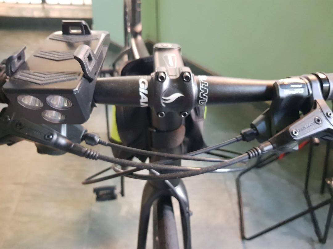 Giant fast road SL1, Sports Equipment, Bicycles & Parts, Bicycles on ...
