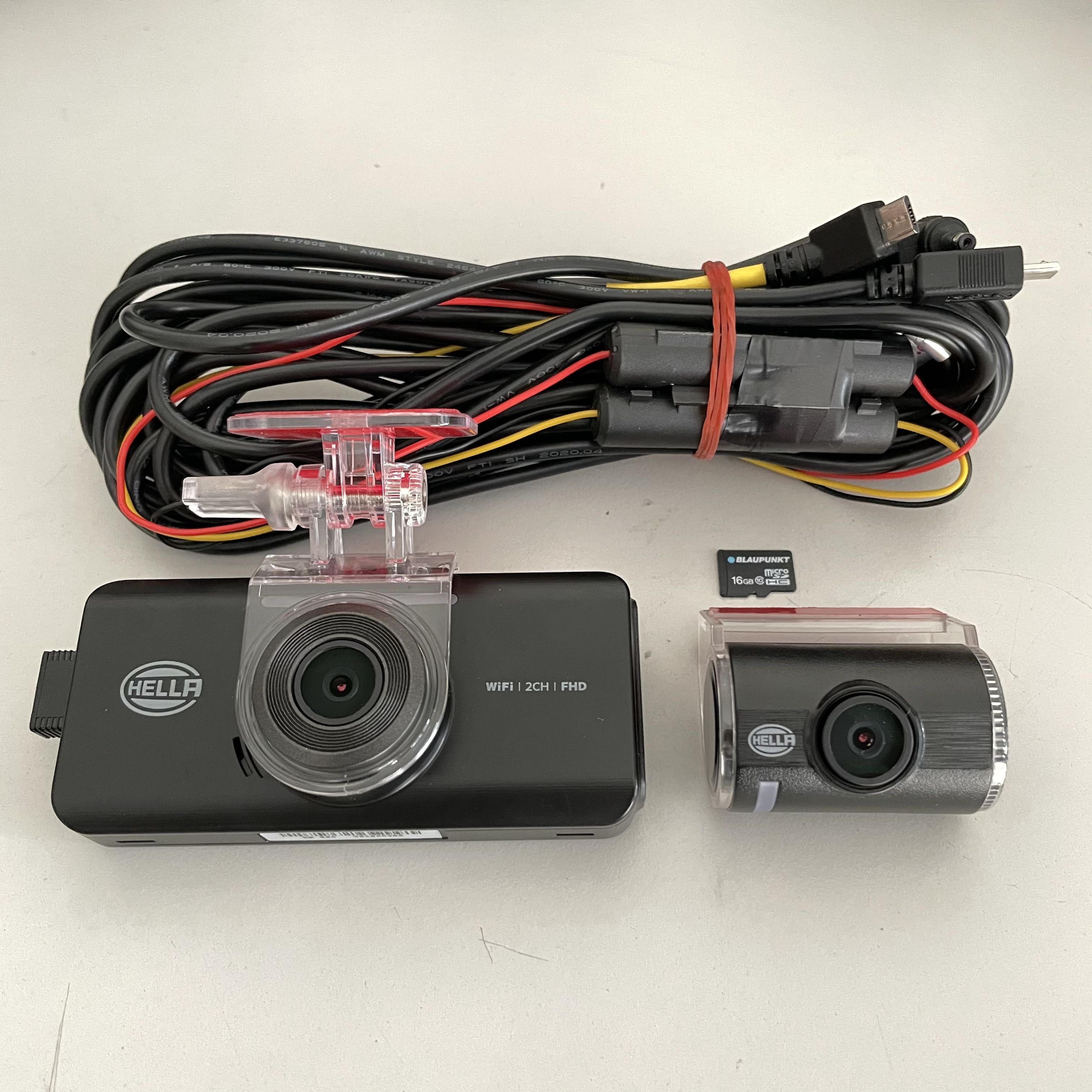 Hella DR820 2ch full HD dash cam., Car Accessories, Accessories on ...