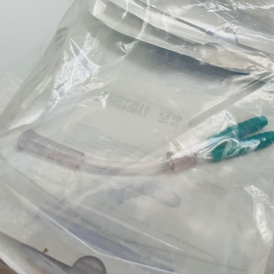 In stock - Y-shaped Splitter and pipe, Health & Nutrition, Medical ...