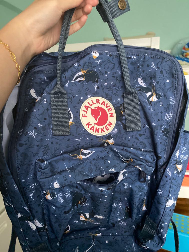 Kanken bag , Women's Fashion, Bags & Wallets, Backpacks on Carousell