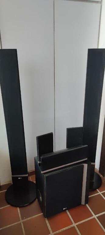 LG Home Theatre 5.1 Surround Sound Speakers + DVD Player, Audio ...
