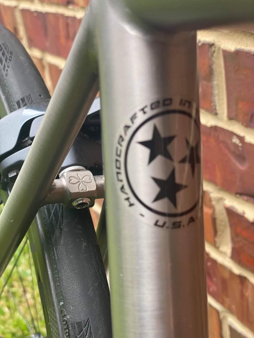 Lynskey R300 Titanium Road Bike Medium with Carbon Wheels, Carbon Drop ...