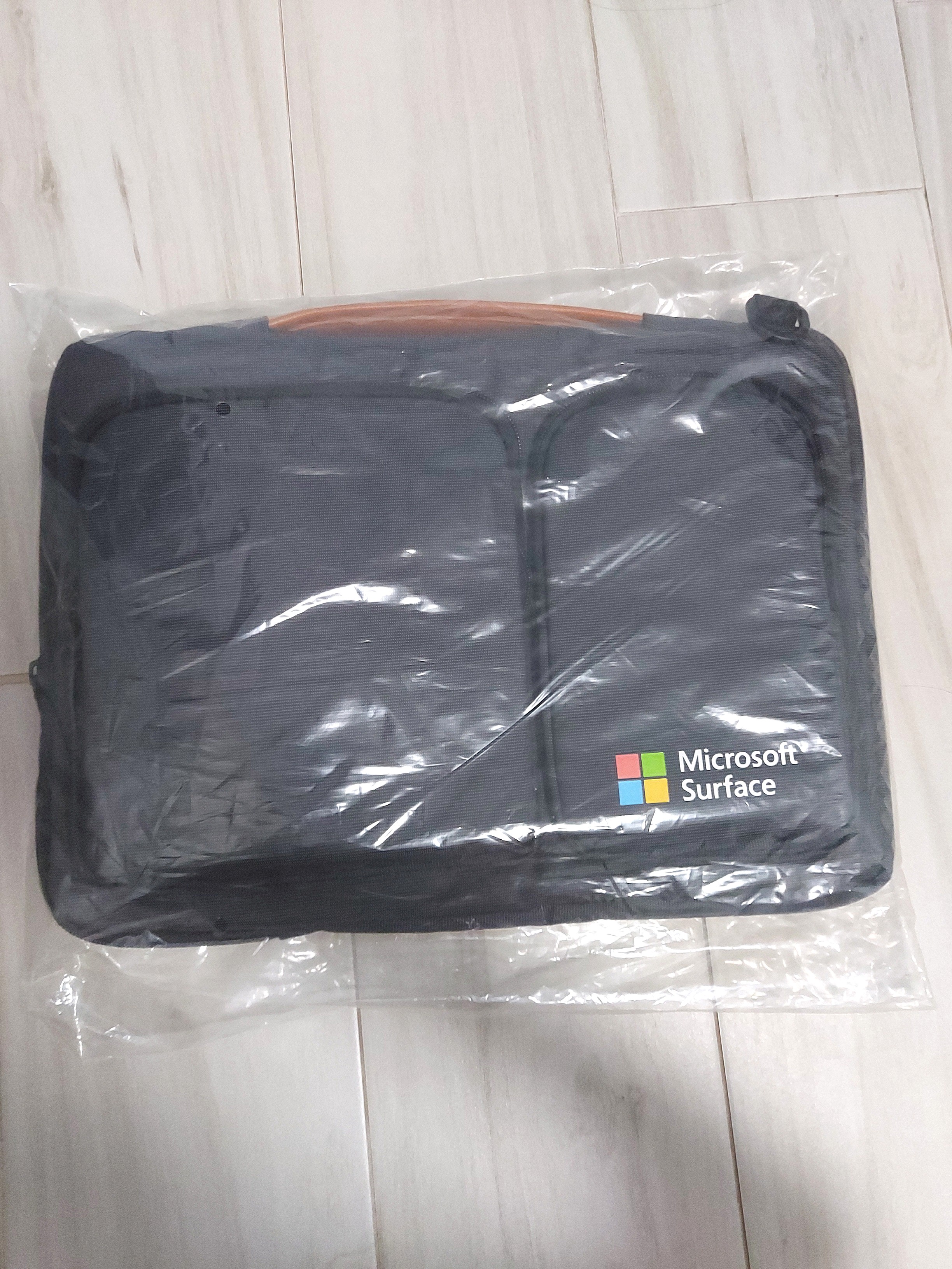 microsoft 13.5" laptop bag, Computers & Tech, Parts & Accessories ...