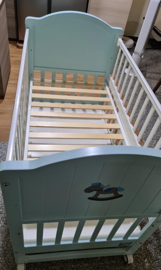 MOOB baby Erica, Babies & Kids, Baby Nursery & Kids Furniture, Cots ...