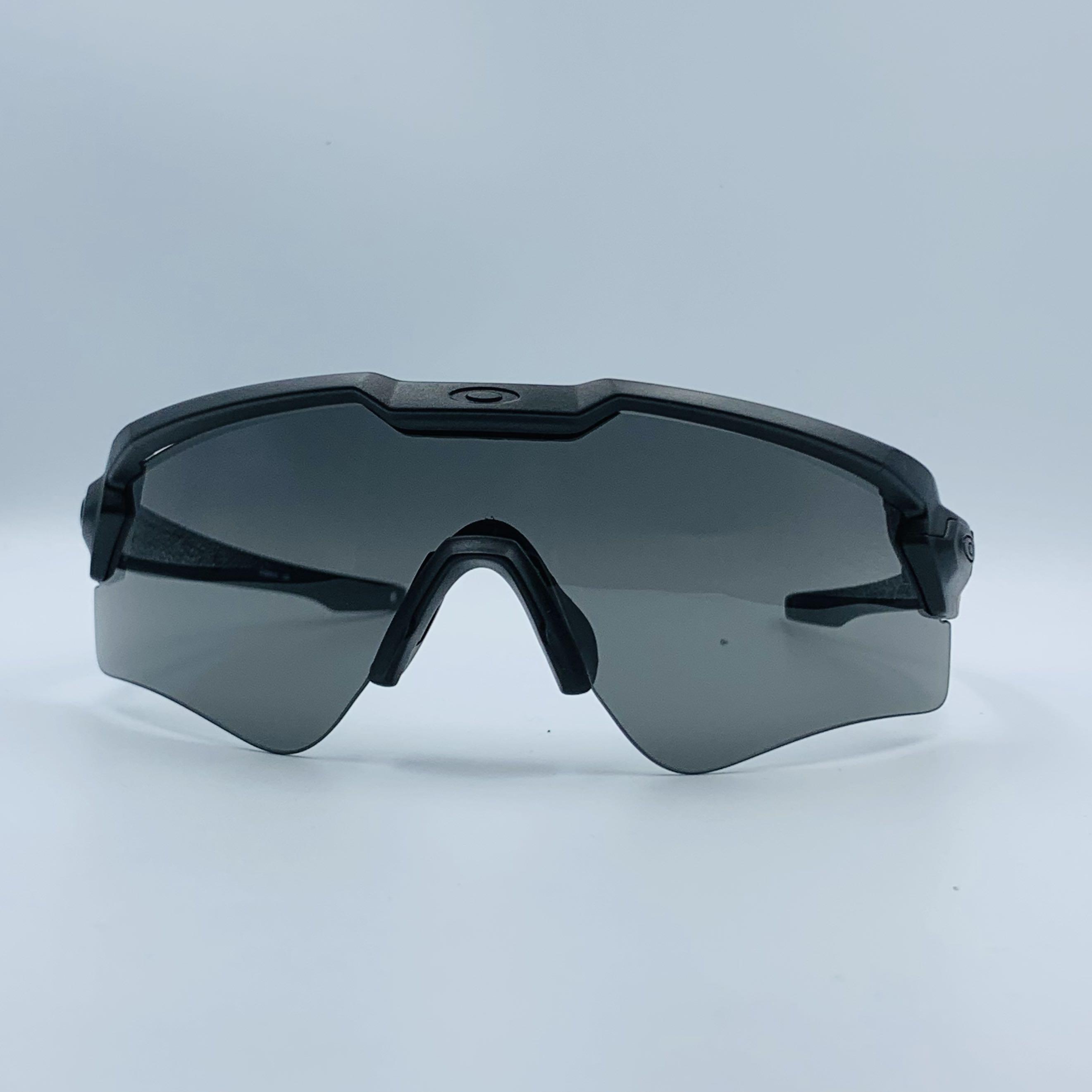 Oakley SI M Frame Alpha Matte Black Grey, Men's Fashion, Watches ...