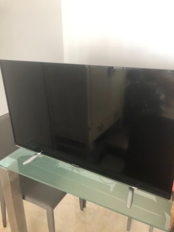 Panasonic LED 40 inch SMART TV VIERA TH-40DS500S, TV & Home Appliances ...