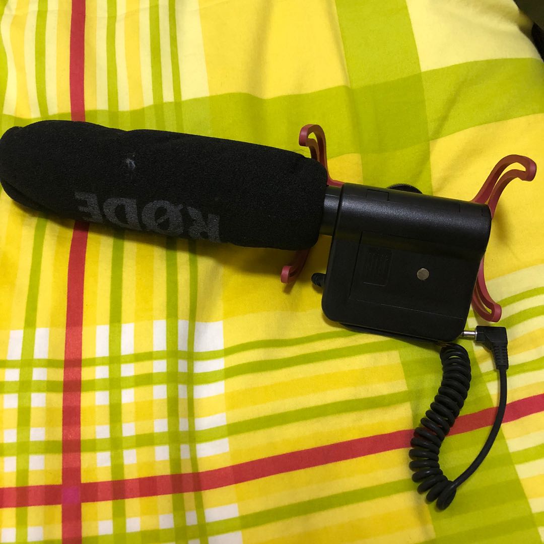 Rode Dslr mic, Photography, Video Cameras on Carousell