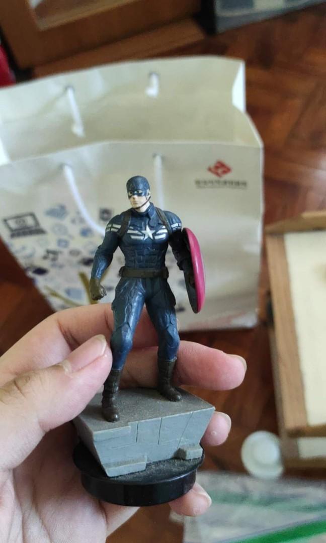 SET! Cinema Figurine Cup-toppers Cap and Bucky, Hobbies & Toys, Toys ...