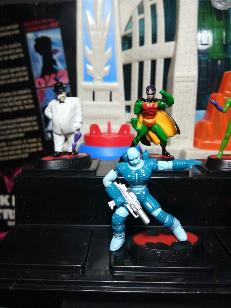 Set of 10 DC Comics Batman 2" Inch Action Figures (Batman, Robin, The ...