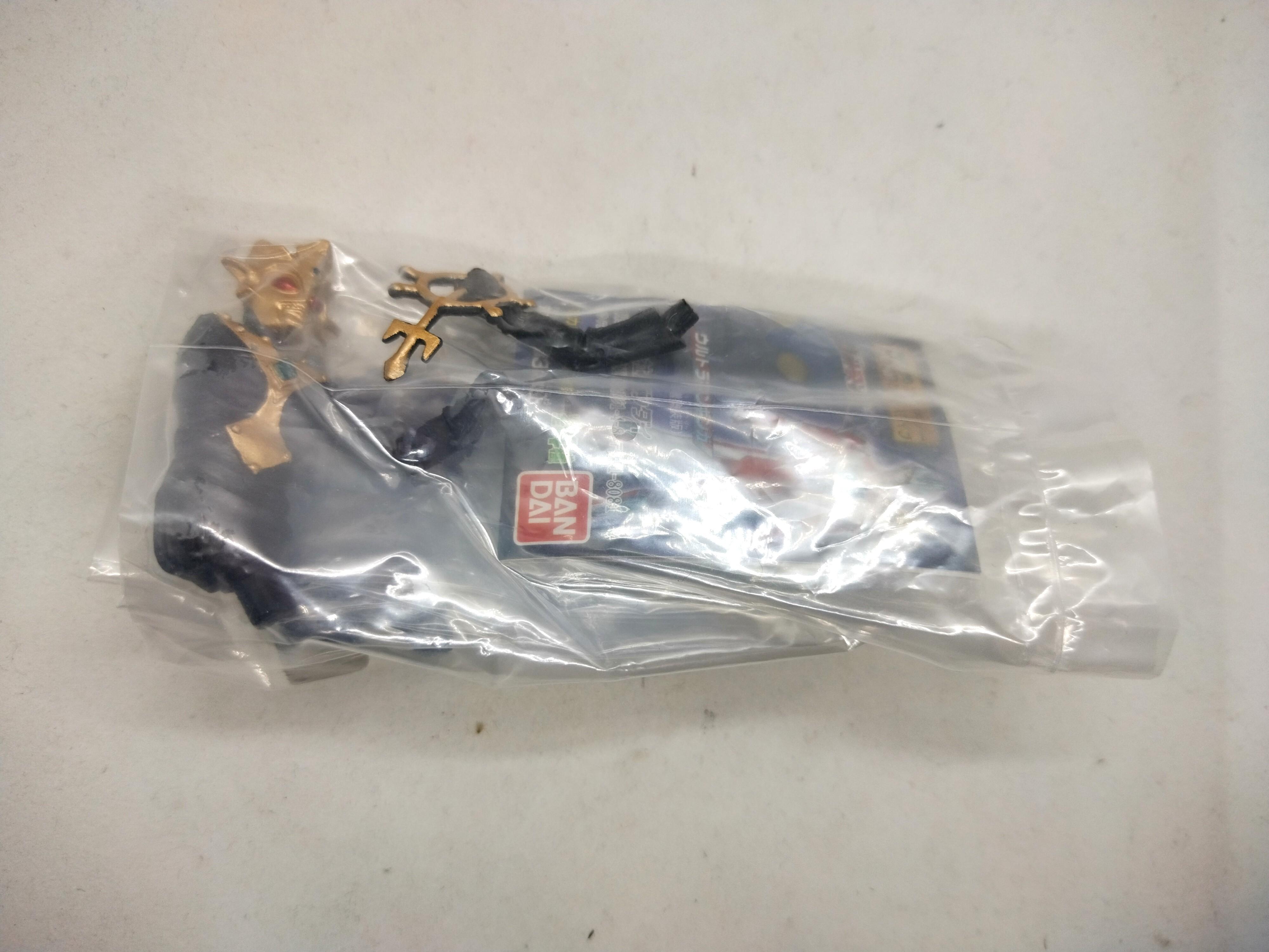 Ultraman Ginga - HG Heroes Gashapon - Ultraman Ginga and Alien Valky ...