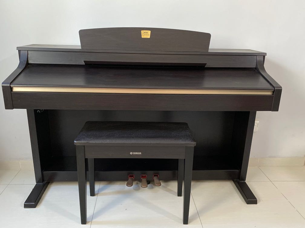 Yamaha Digital Piano (stool included), Hobbies & Toys, Music & Media ...