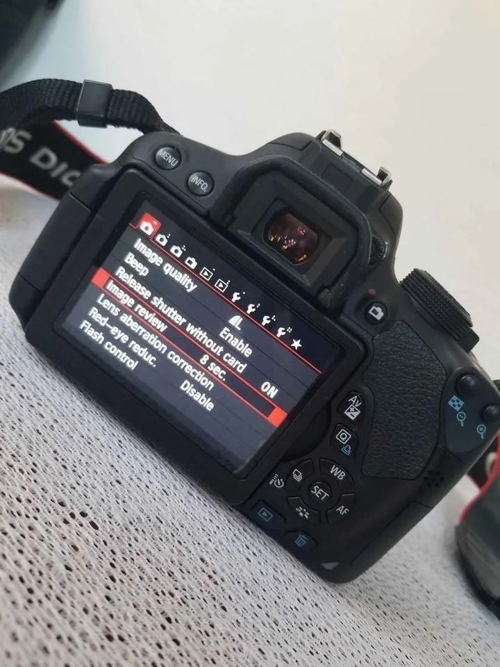 750D canon DSLR camera with 18-55 lens. Full HD video recording and ...