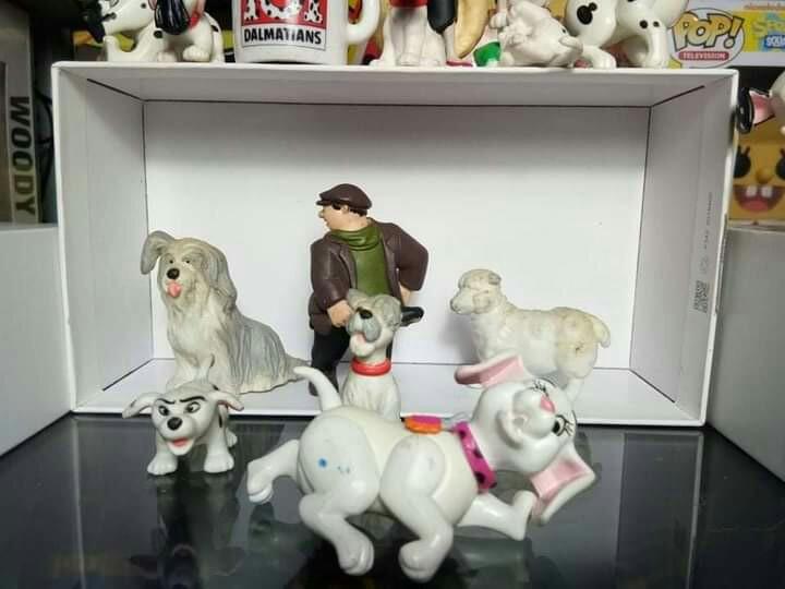 Disney 101 Dalmatians Figure Set (25 pieces), Hobbies & Toys, Toys ...