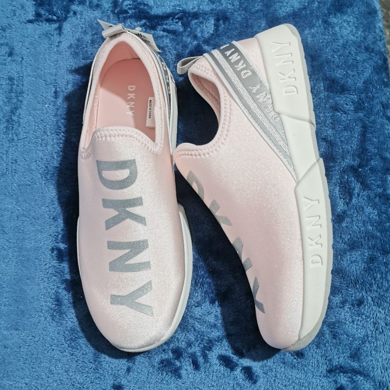 DKNY SHOES (ORIGINAL), Women's Fashion, Footwear, Sneakers on Carousell