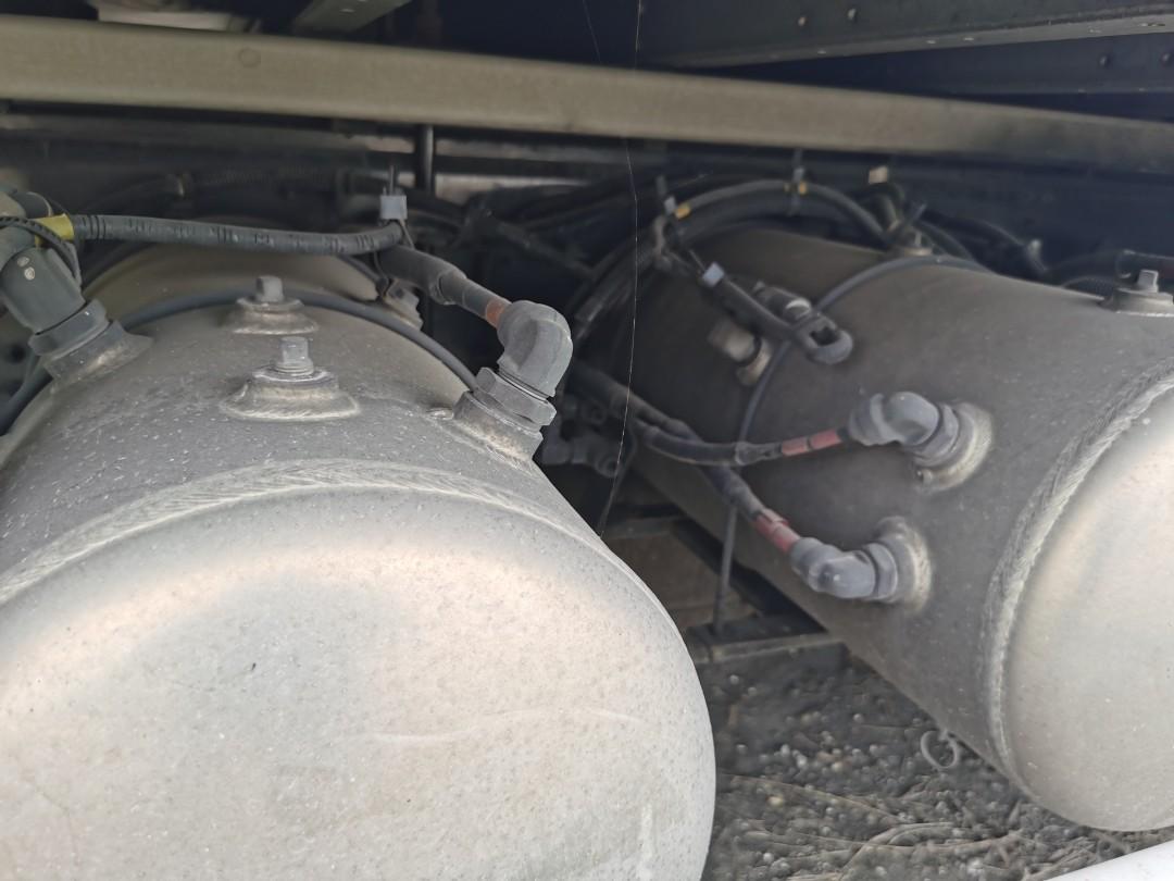 Isuzu giga Wing van 6uz1 12w, Special Vehicles, Heavy Vehicles on Carousell