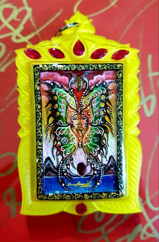 Kruba Krissana Butterfly Amulet, Hobbies & Toys, Memorabilia ...