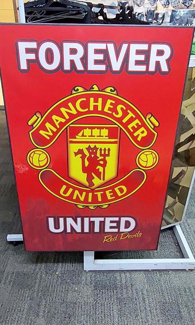 MANCHESTER UNITED FRAME, Furniture & Home Living, Home Decor, Frames ...