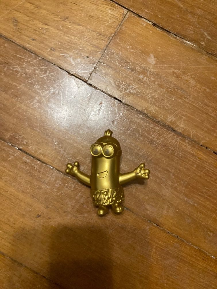REALLY RARE GOLDEN MINION MACDONALD TOY, Hobbies & Toys, Toys & Games ...