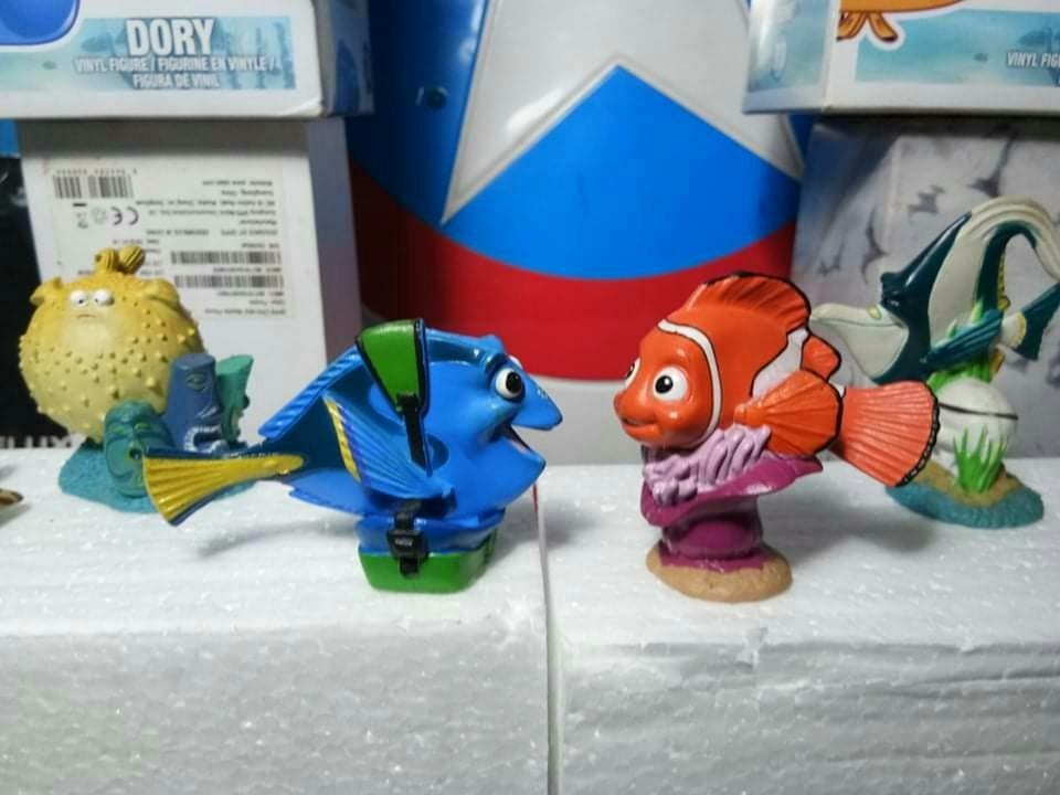 SET OF 9 Disney Store Pixar Finding Nemo 9 Piece Figurine Playset ...